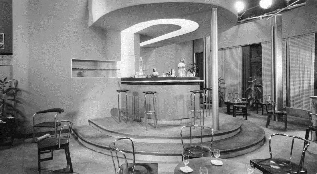 Rationalism on Set: Glamour and Modernity in 1930s Italian Cinema ...